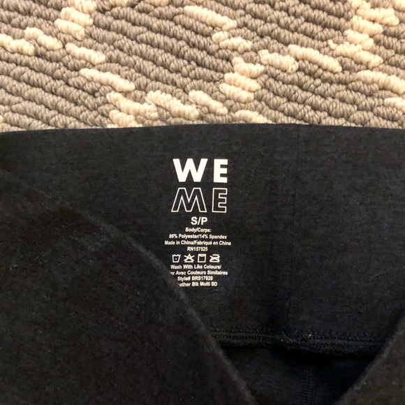 We Over Me | Pants & Jumpsuits | We Over Me Center Capri Size Small ...